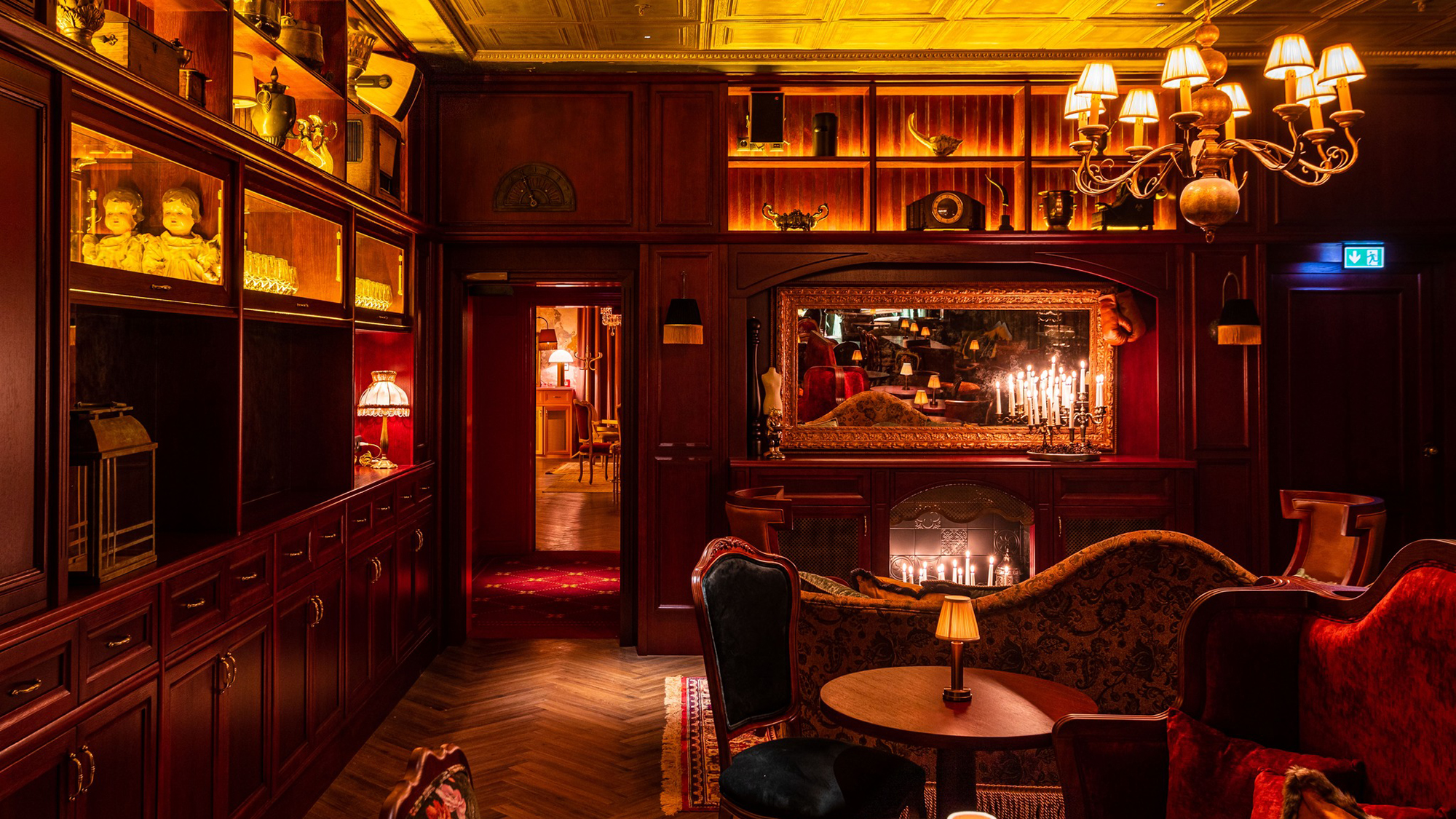 new-bellboy-bar-berlin-offers-a-surreal-multi-sensory-experience